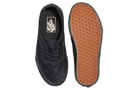 Vans Authentic Black Waffle Outsole Jan 2025 Vn000d8bblk