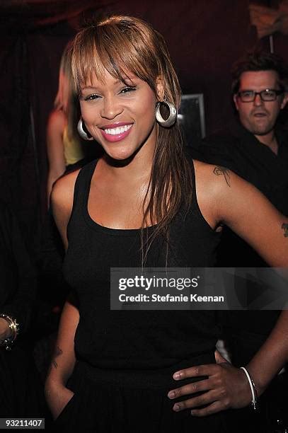 Eve Rapper Photos And Premium High Res Pictures Getty Images