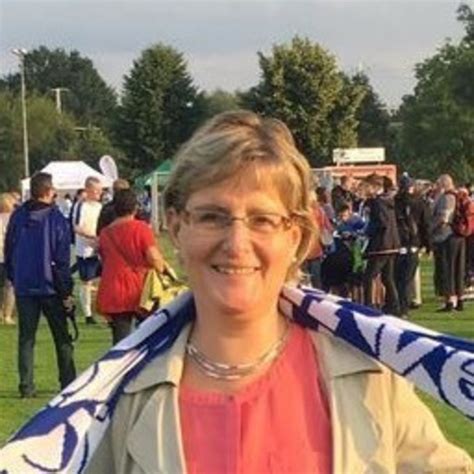 Cornelia Bauer Bürosachbearbeiterin Bmg Xing