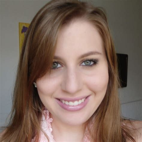 Mariana Ferroni Youtube