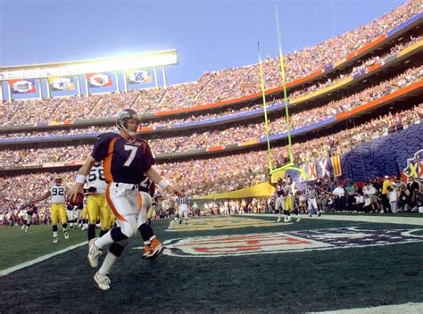 Packerville Usa Super Bowl Xxxii — As Seen By The Media