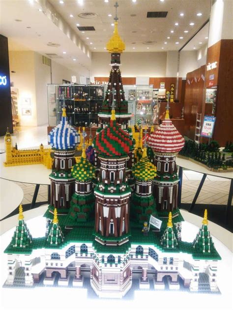 22 Amazing Lego Versions Of Famous Monuments Famous Monuments Moscow Kremlin Lego