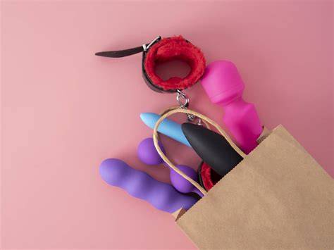 Attenzione Ai Sex Toys Così La Russia Può Far Esplodere Il Pacco