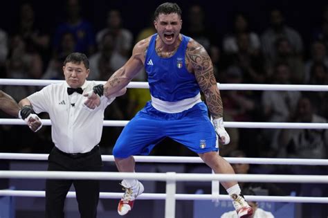Boxe Diego Lenzi Debutta Da Professionista Incomincia Lavventura Dopo I Quarti Alle Olimpiadi