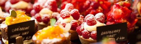 Leto Caffe Beautifully Choreographed Pastries Cakes And Choux