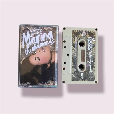 Nude Girl Sunbathing In The Sun Retro Erotica Pixel Art Sexy Girl Indie Art Nude Women Summer