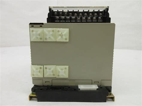 Omron C200he Programmable Logic Controller Plc Sysmac Nikon Nsr S202a