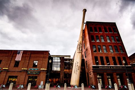 Louisville Slugger Museum Tour