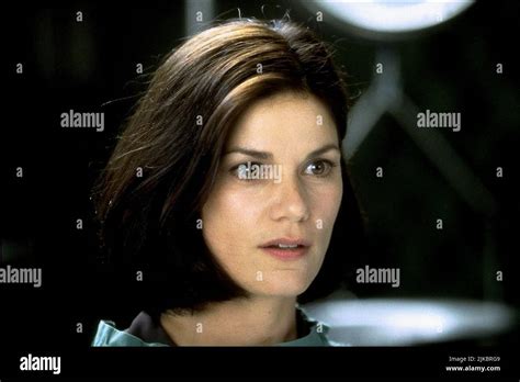 Linda Fiorentino Film Men In Black Usa 1997 Characters Dr Laurel