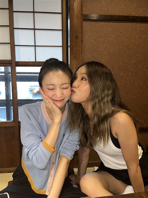 저 식당에서 무슨일이 일어난거임ㅋㅋㅋㅋ 얍얍👌🖐 Yapyap421