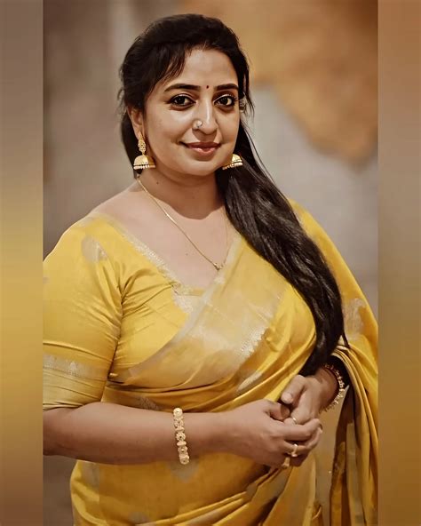 Sona Nair Sexy Actress Sona Nair