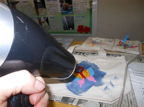 Hokkaido Kudasai Bingata Class In Okinawa