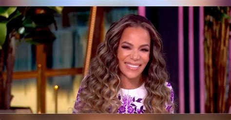 The View Stars Discuss Trend Of Men Wearing Skimpy Speedos