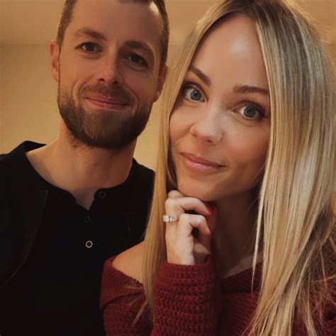 Laura Vandervoort Mordida