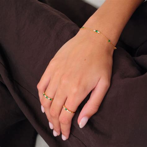 Pulsera Bañada En Oro Adornada Con Circonitas Verdes Y Blancos