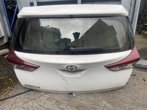 Toyota Corolla 2016 Bootlid Tailgate Tailgate Zre182r Zwe186r 03 15