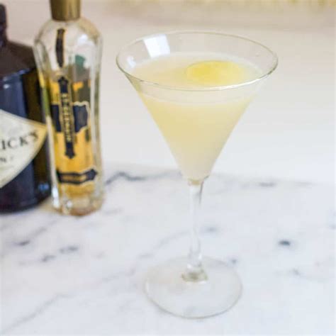 A Simple French Gimlet Recipe For Spring St Germain Gin Gimlet