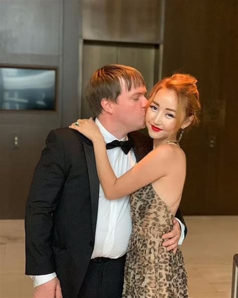 Who Is Yeonmi Parks Husband Meet The Spouse Of The North Korean