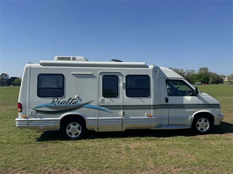 Beautifully Restored Vw Rialta Winnebago Campervan Quirky Campers