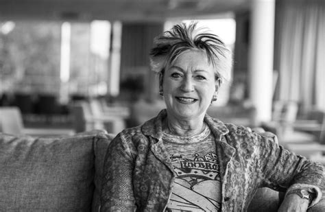 Photojournalist Author Photo Consultant Lorina Mclaughlin In Frank