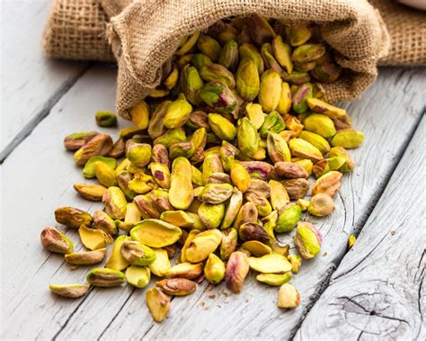 بالاترین پژوهش جدید پسته به سلامت چشم کمک می‌کند