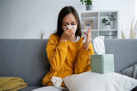 Ciri Ciri Rhinitis Alergi Dan Berbagai Macam Pemicunya Primaya Hospital