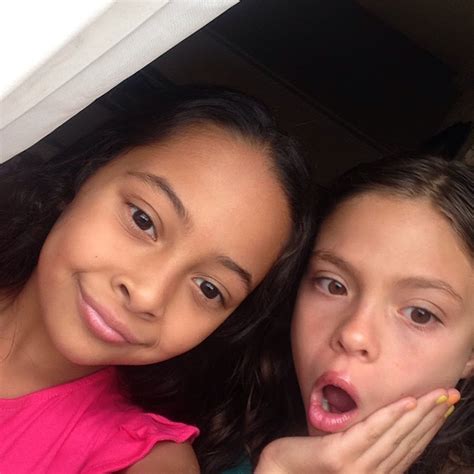 Juega Con Sophi Y Tabi Slime Youtube