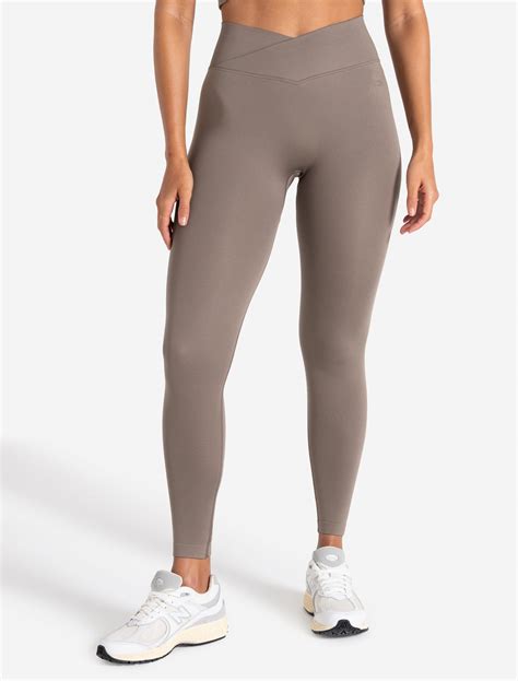 Womens Sculpt Collection Pursue Fitness