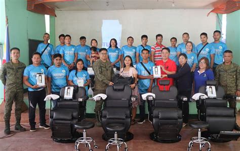 Dole Distributes Livelihood Toolkits To Former Rebels For Brighter