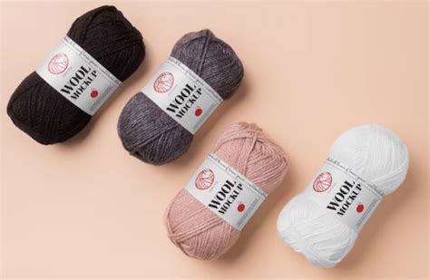 موکاپ کاموا لایه باز Thread Branding