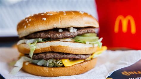 This Simple Hack Turns 2 Mcdonalds Burgers Into A Better Big Mac