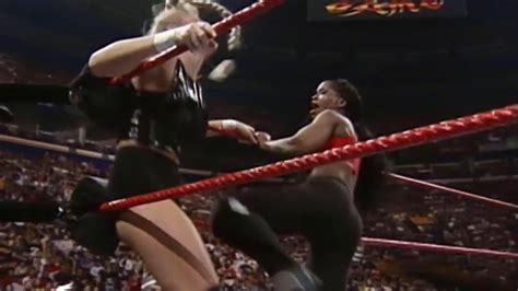 Sable Vs Jacqueline Wwe Womens Championship Match Survivor Series