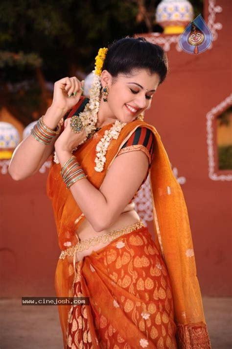 Tapsee Photos Photo 44