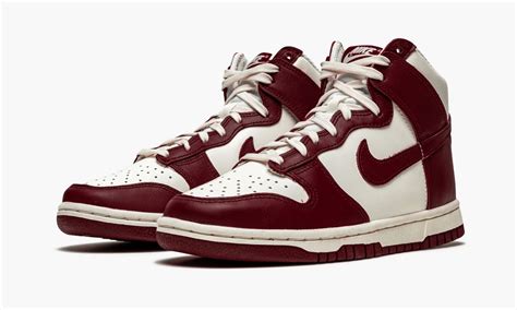 Nike Dunk High Team Red W Nike Dunk High Nike Dunks Nike