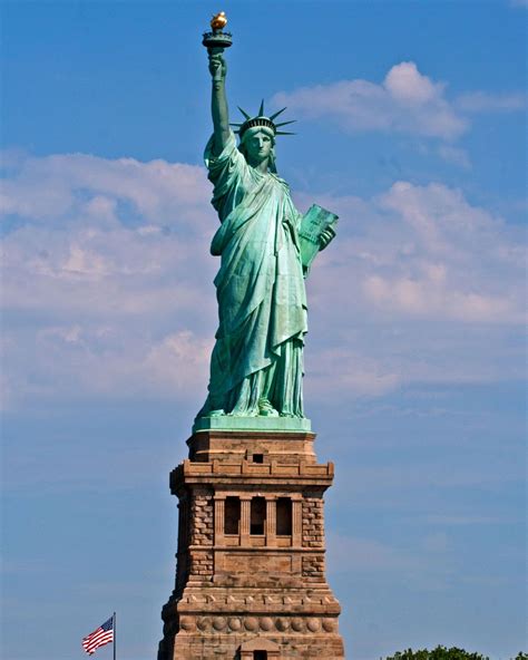 Statue Of Liberty Whole Body