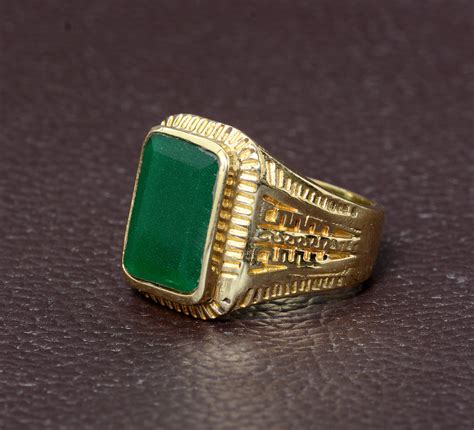 Emerald Green Stone Signet Ring For Men Vintage Gold Tone Statement