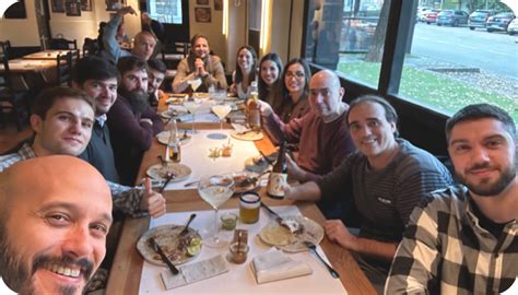 Trabaja Con Nosotros