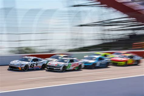 Nascar Driver Chris Buescher Attacks Tyler Reddick After Darlington