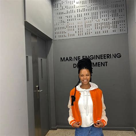 Elethu K Elethukhangela • Instagram Photos And Videos