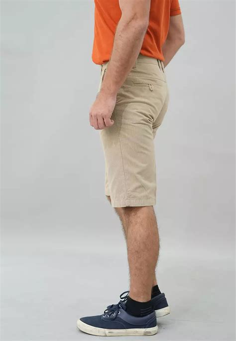 Jual Lgs Lgs Celana Pendek Casual Pria Warna Cream Css 451 056 001 C Original 2025 Zalora