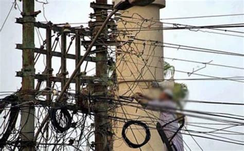 بجلی چوروں کیخلاف بڑا کریک ڈاؤن، 1 ہزار 395 بجلی چور پکڑے گئے