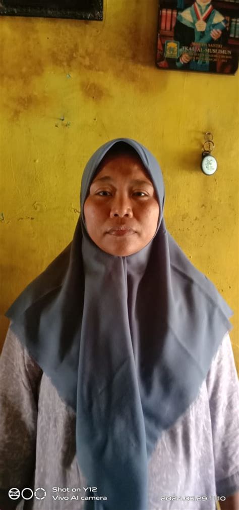 Sri Anah 38 Tahun Asal Cirebon Beberes Masak Pengalaman Pemula