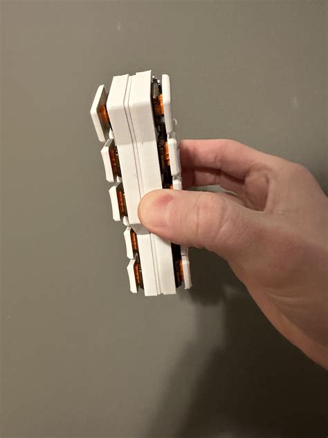 Bluetooth Corne Mini Choc W Magnetic Travel Mode By Steetyj Download Free Stl Model