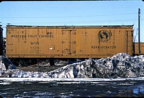 Great Northern Railway Refrigerator Car 67336 At Minneapolis Minnesota