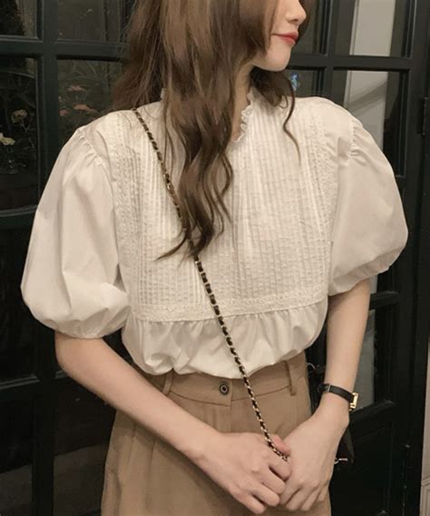 포앤바이앤 ★기본아이템 추천★ 공주 블라우스 프릴 레이스 라운드넥 로우숄더 퍼프숄더 볼륨소매 핀턱 루즈핏 반팔 화이트
