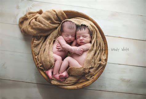 Pin By Lacie Jai Reed Photography On Newborn Twin Photography Newborn