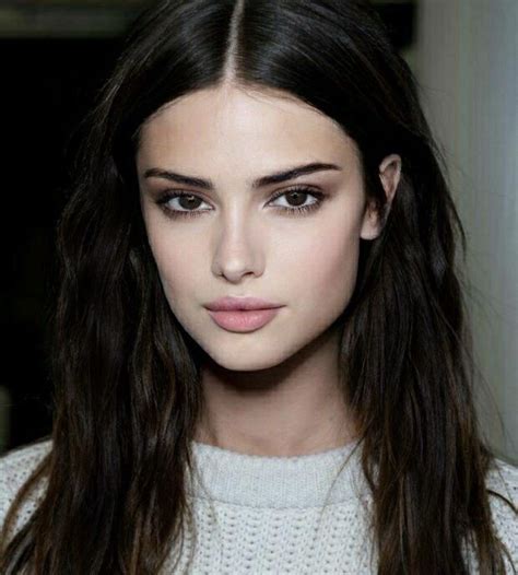 Pin By Kkkk Kkkk On Быстрое сохранение Dark Hair Pale Skin Black
