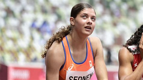 Sprinterin Zoë Sedney Beim Sex Gefilmt Teamkollege Nicht Entlassen