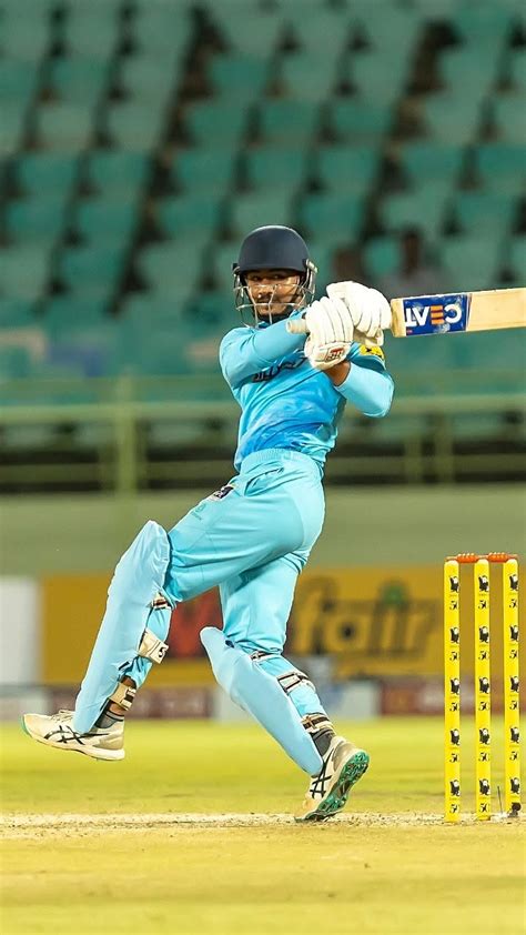 Dhruva Kumar Reddy Dhruvakreddy • Instagram Photos And Videos