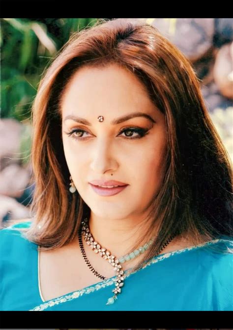 Indian Idol 13 Video Jayaprada Mujhe Naulakha Manga De Dance Goes